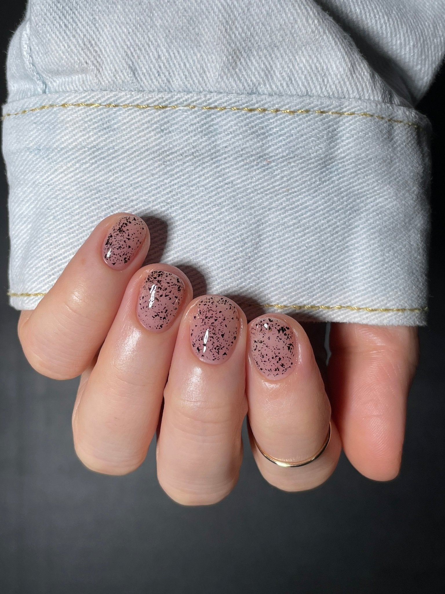 Cracked Polish | Mascara Flakes Indie Nail Polish